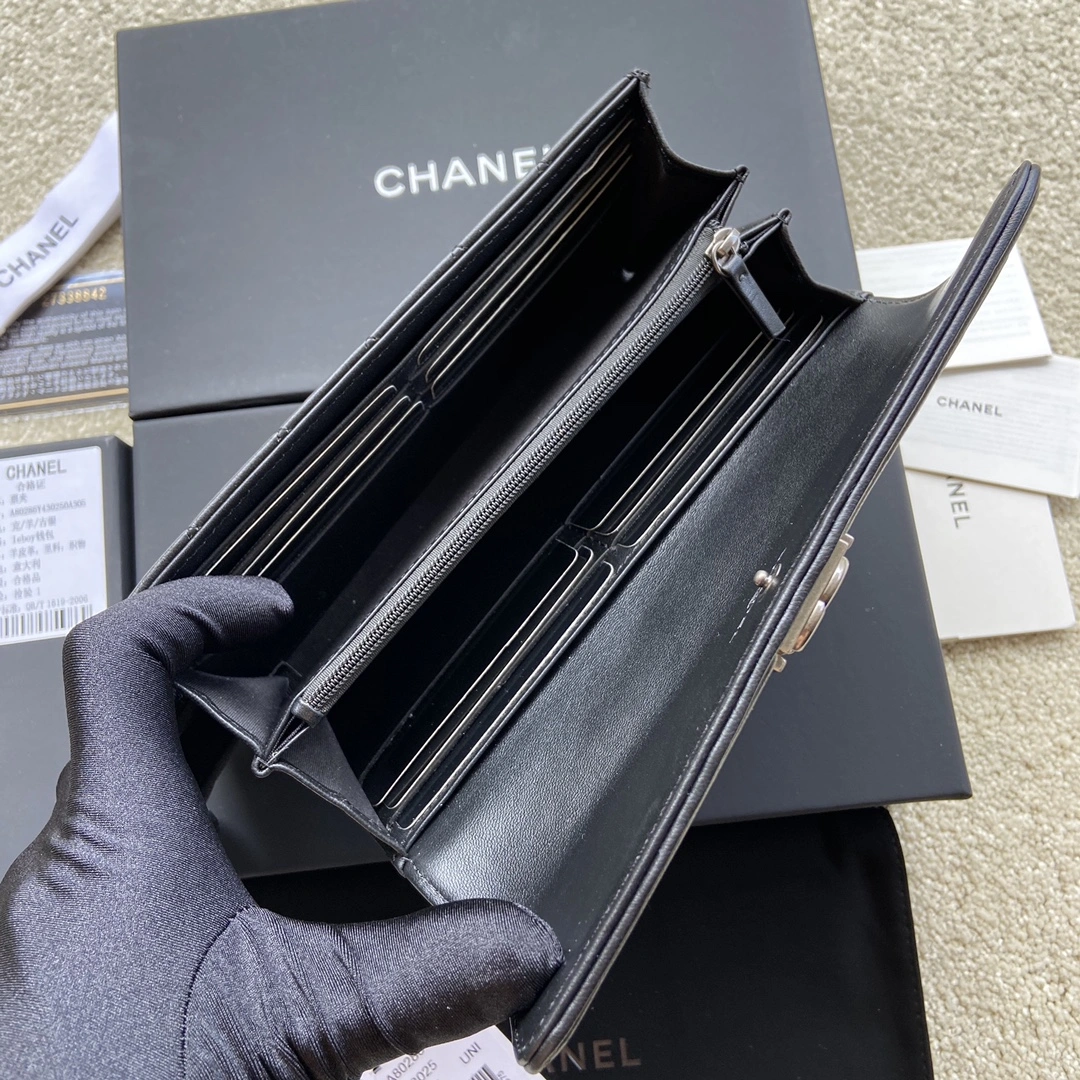 Reasonably priced Chanel Wallets Purse
