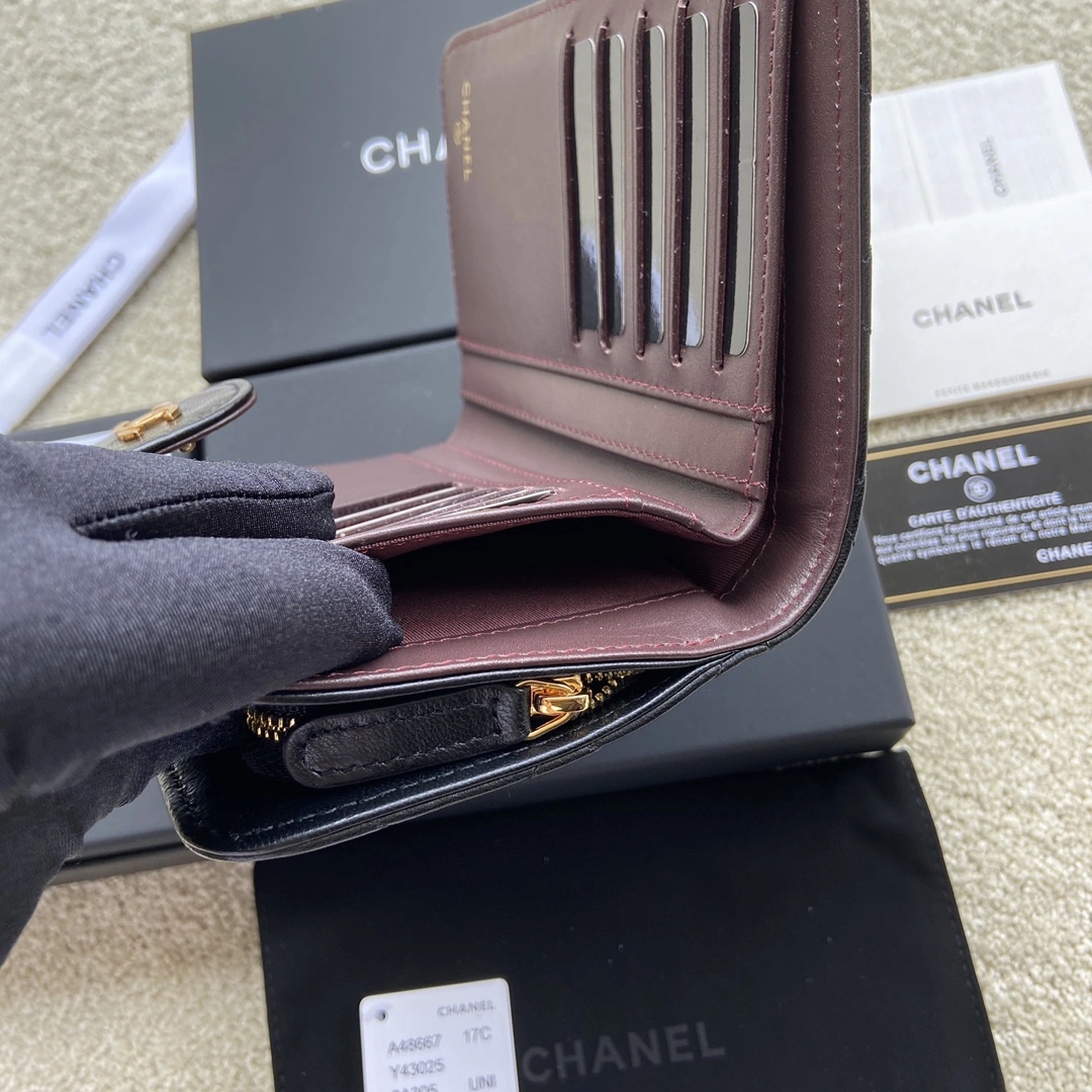 Accurate model Chanel Wallets Purse