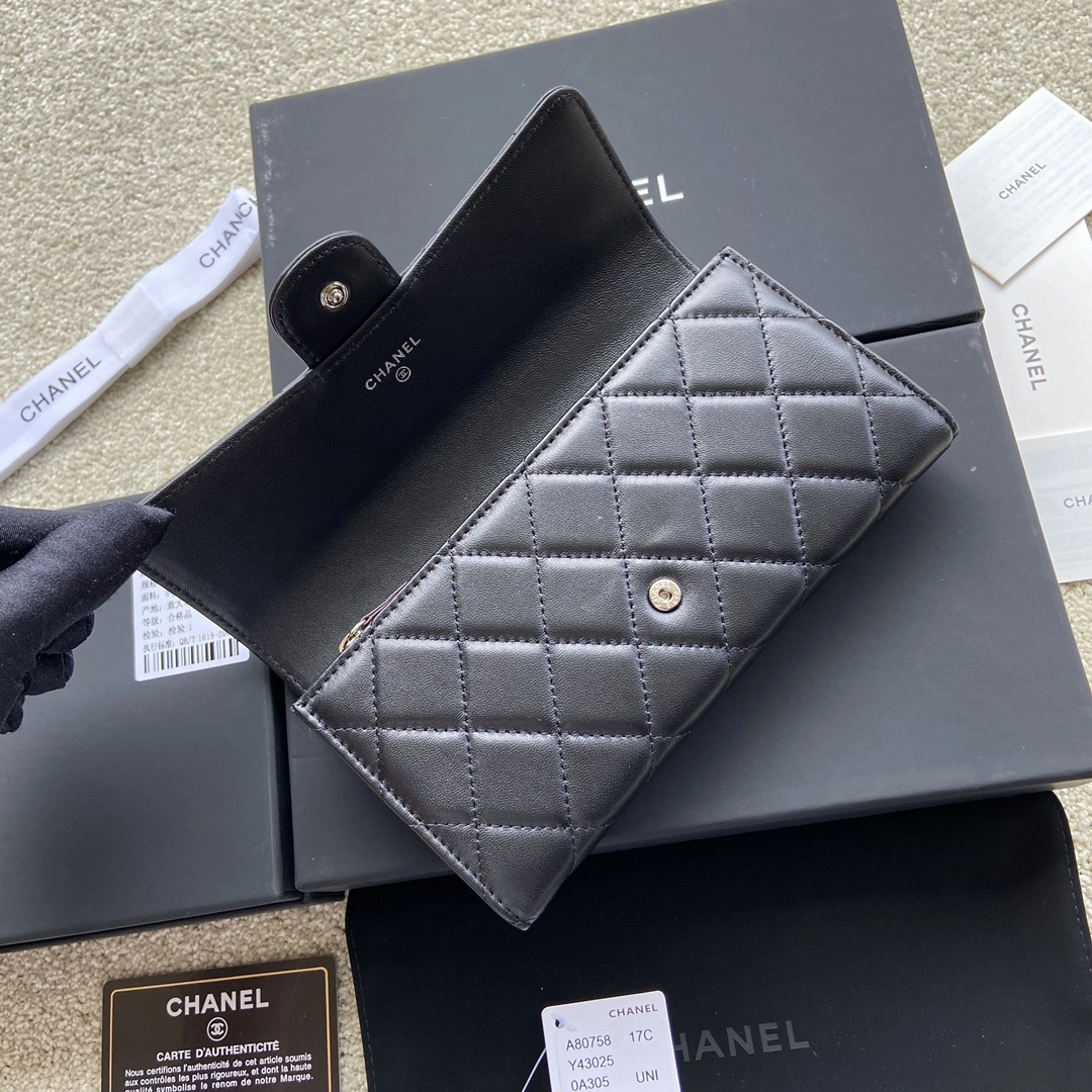 1:1 copy Chanel Wallets Purse