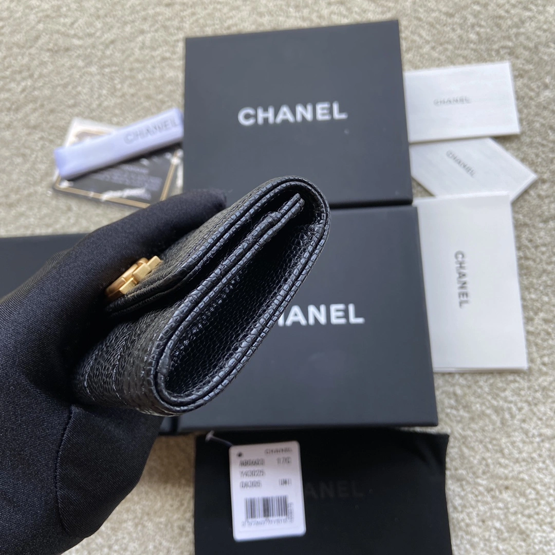 Accurate model Chanel Wallets Purse