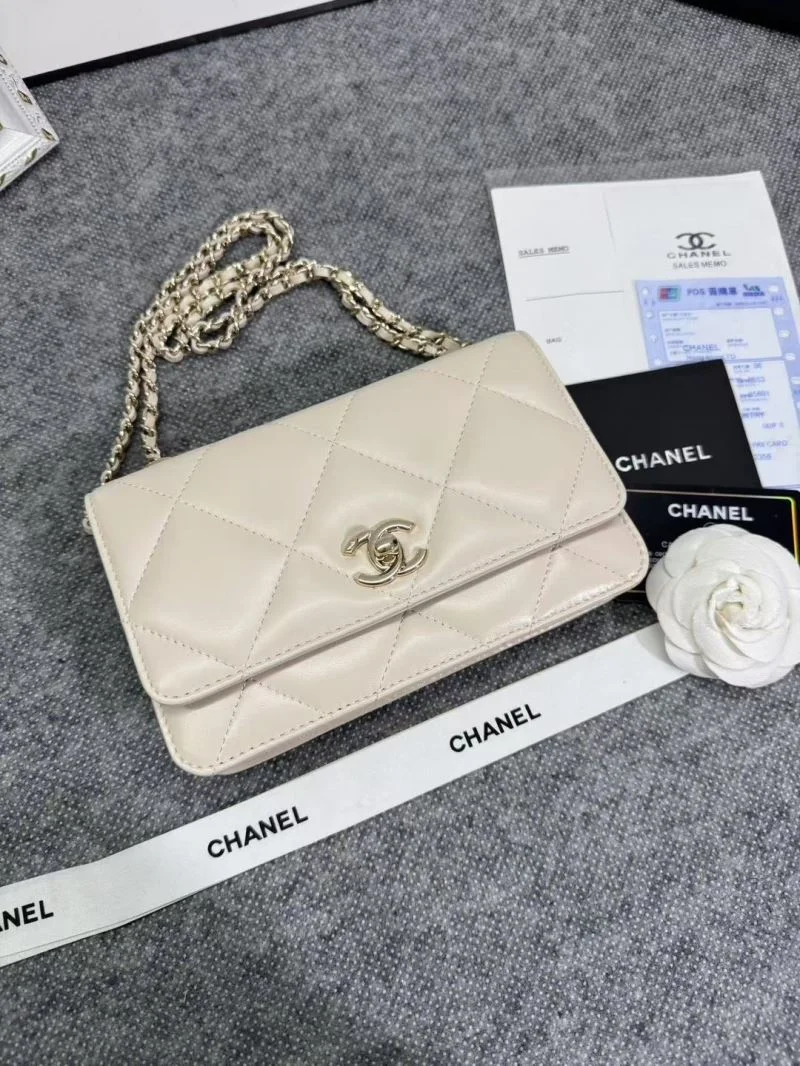 Top mirror Chanel Woc Bags