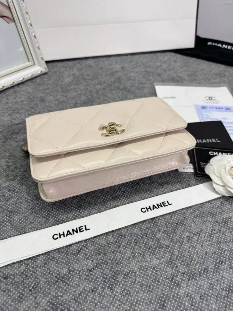 Top mirror Chanel Woc Bags