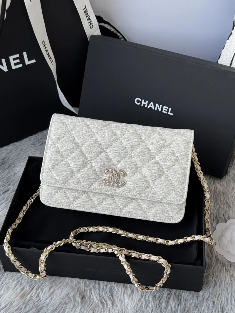 Top match Chanel Woc Bags