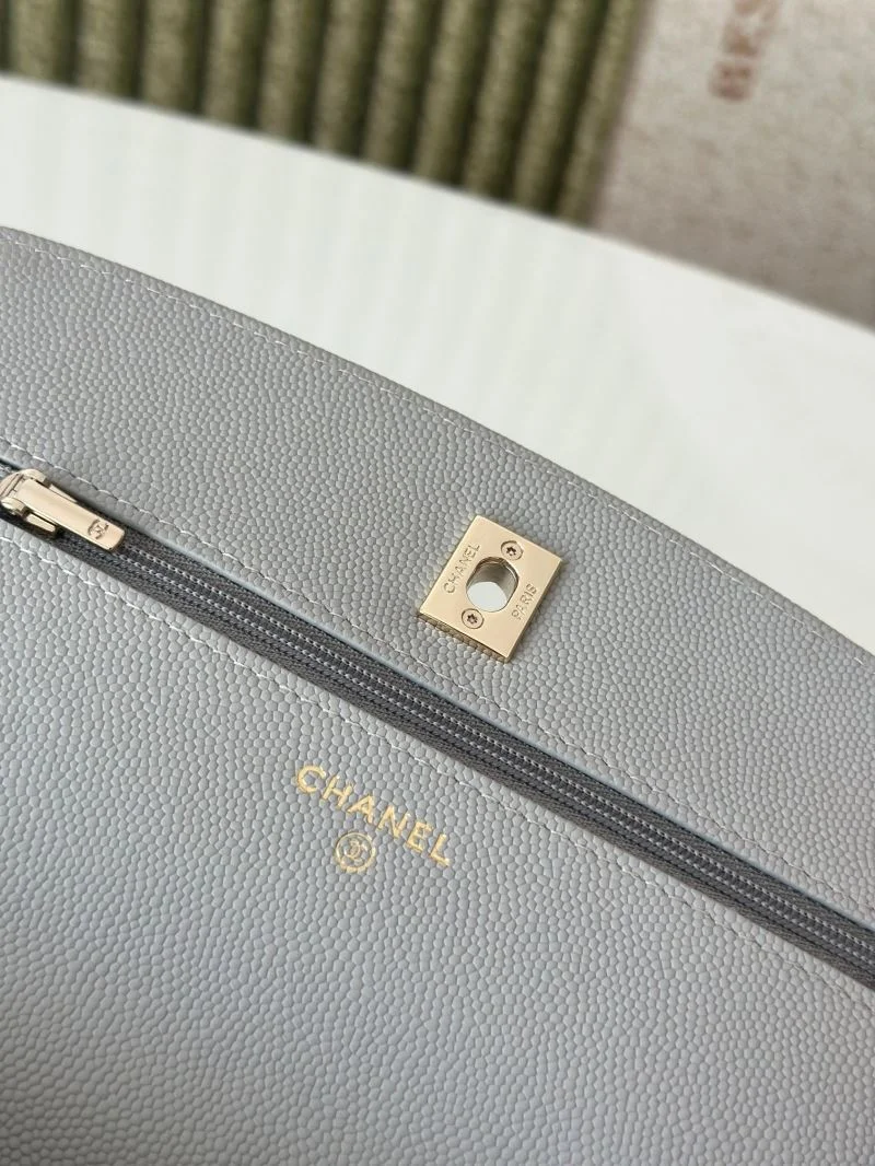 Top match Chanel Woc Bags