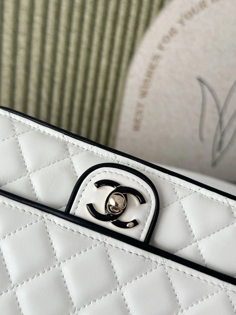 Low-cost Chanel Woc Bags