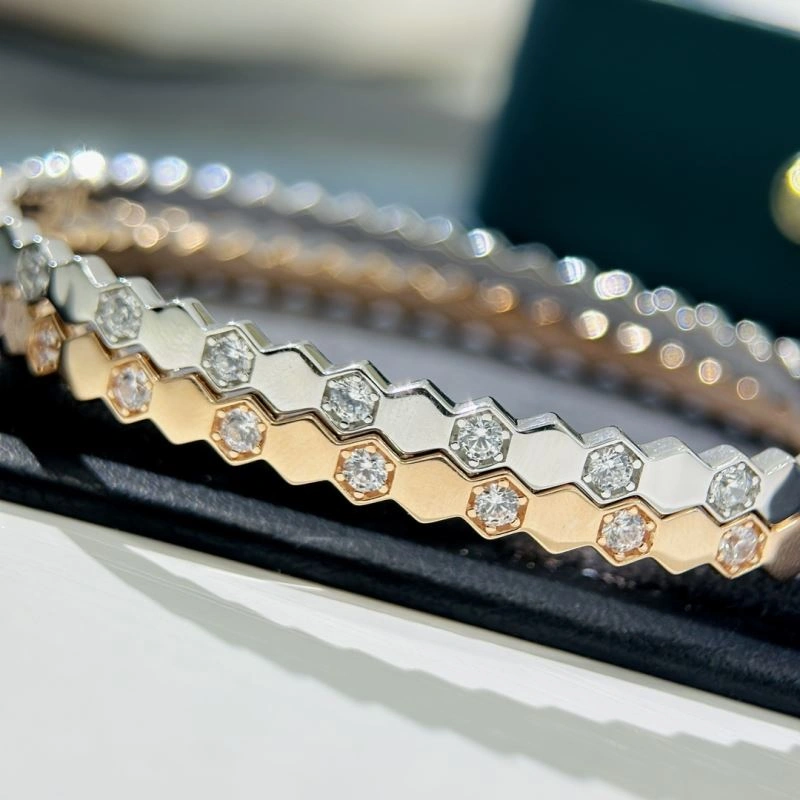 Top mirror Chaumet Bracelets