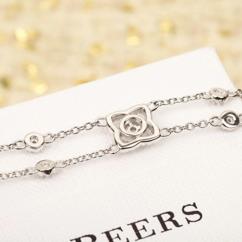 Top mirror Chaumet Bracelets