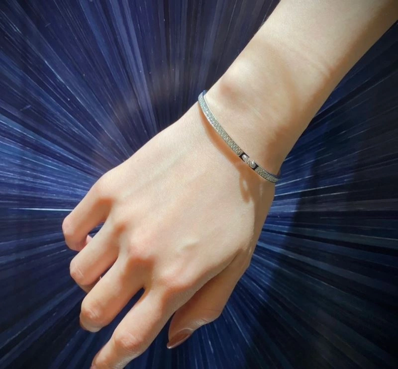 Official Chaumet Bracelets