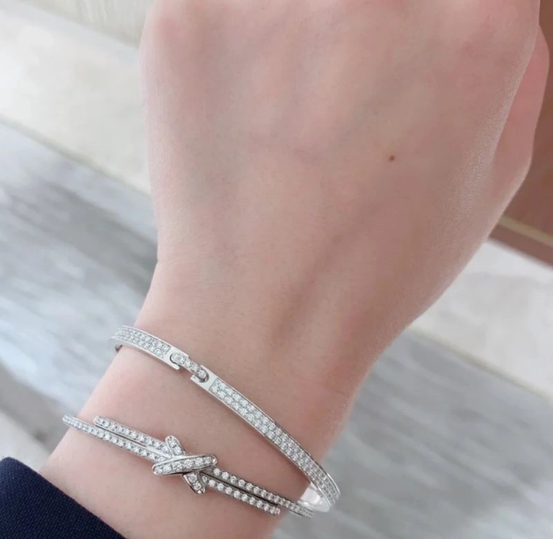 Official Chaumet Bracelets