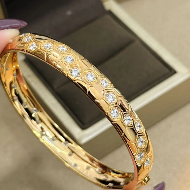 Low-cost Chaumet Bracelets
