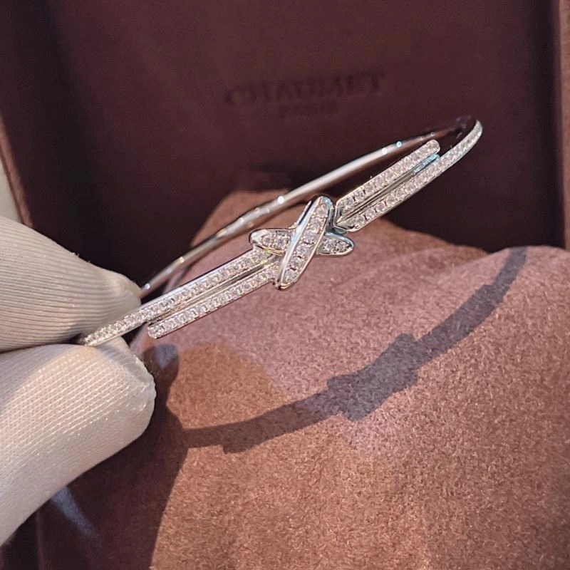 Top mirror Chaumet Bracelets