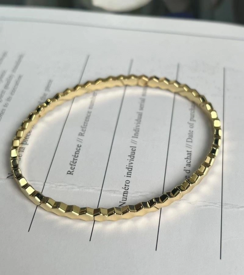 Top mirror Chaumet Bracelets