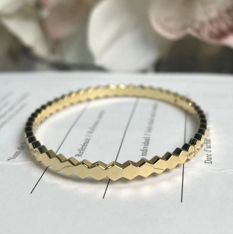 Top mirror Chaumet Bracelets