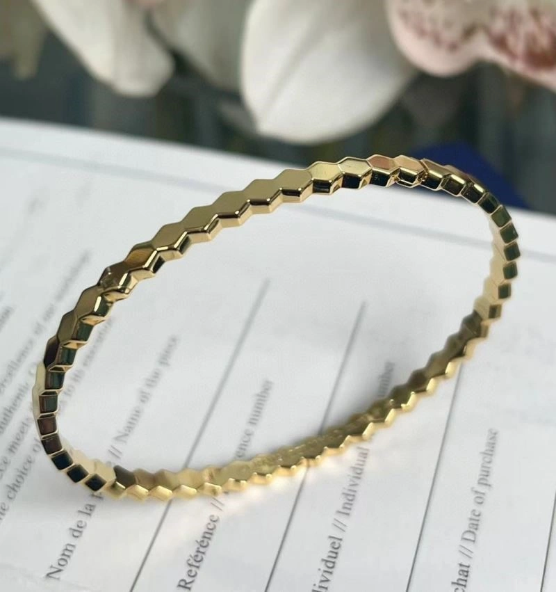 Top mirror Chaumet Bracelets