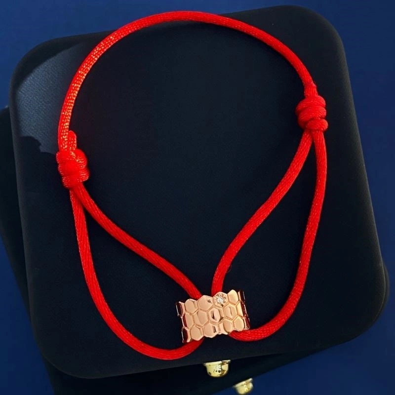 Low-cost Chaumet Bracelets