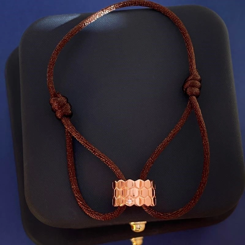 Accurate model Chaumet Bracelets