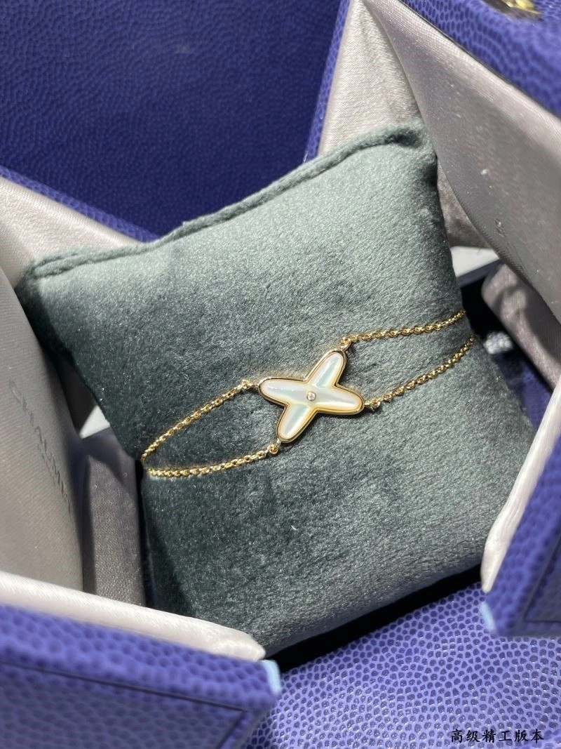 Mirror quality Chaumet Bracelets