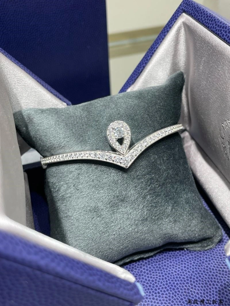 Brand-authenticated Chaumet Bracelets