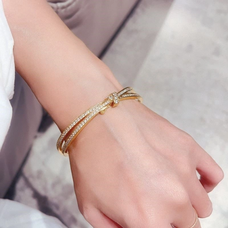 Accurate model Chaumet Bracelets