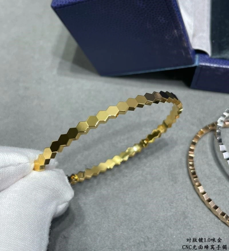 Bargain Chaumet Bracelets