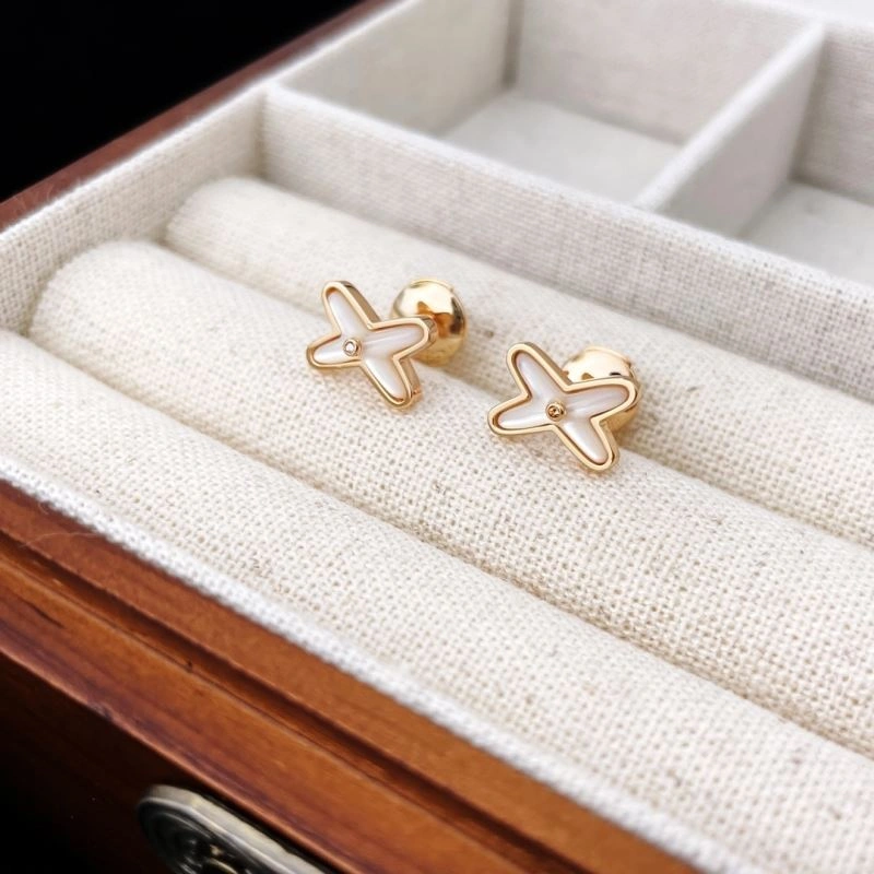 Official Chaumet Earrings