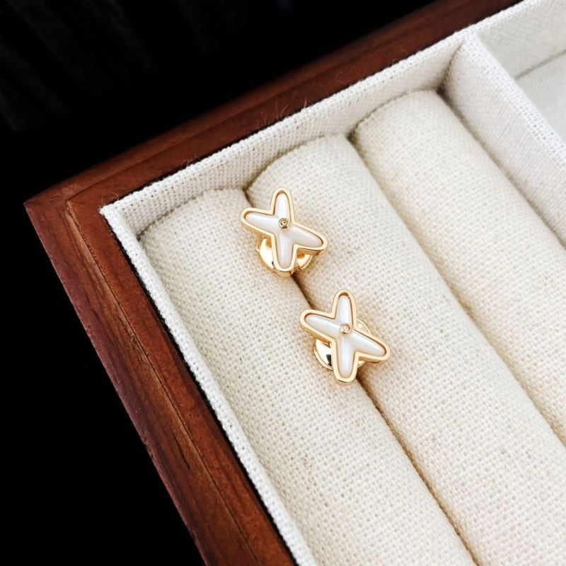 Official Chaumet Earrings