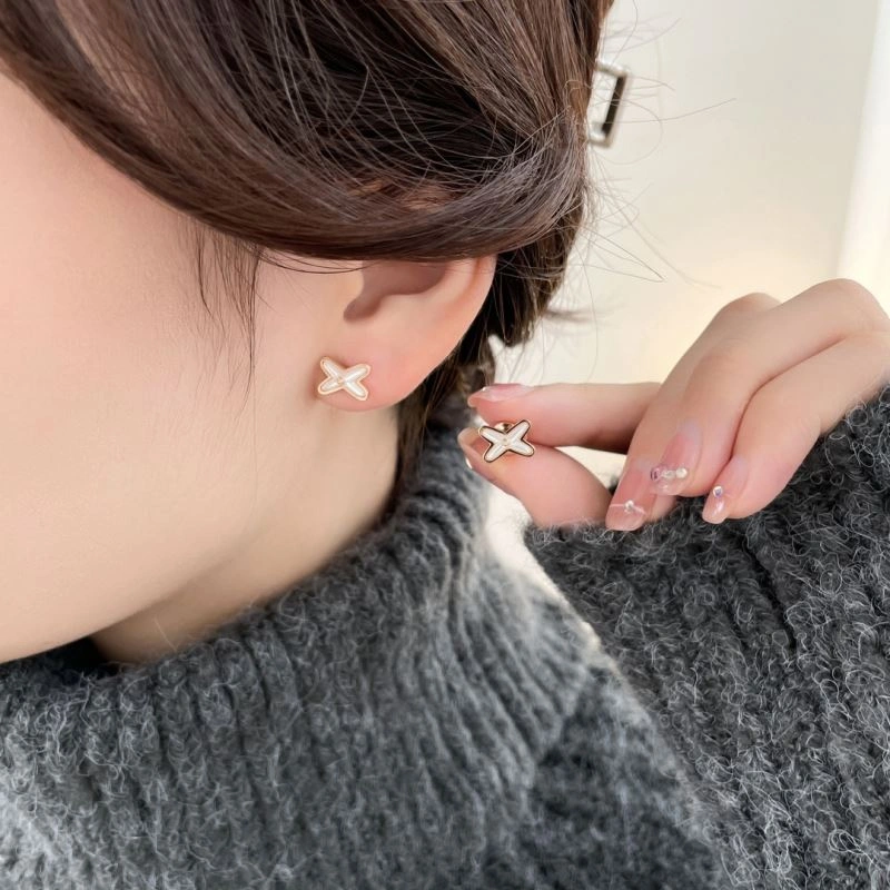 Official Chaumet Earrings