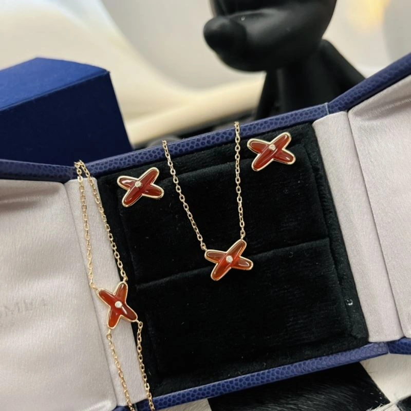High accuracy Chaumet Earrings