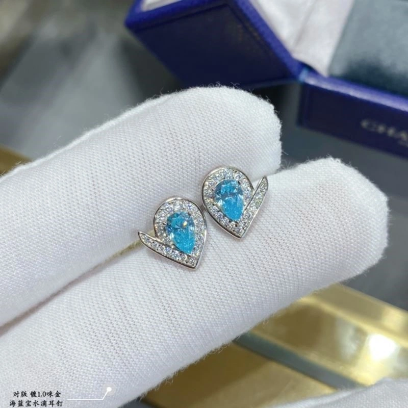 Accurate model Chaumet Earrings