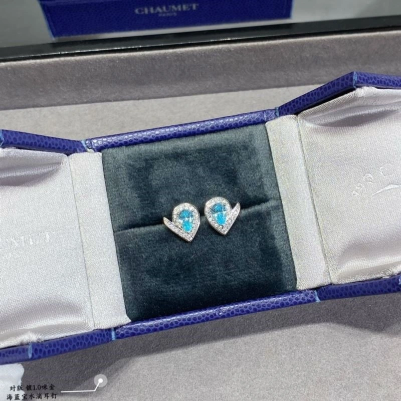 Accurate model Chaumet Earrings