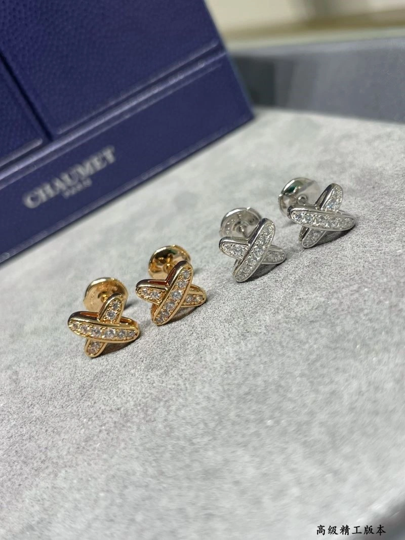 Low-cost Chaumet Earrings