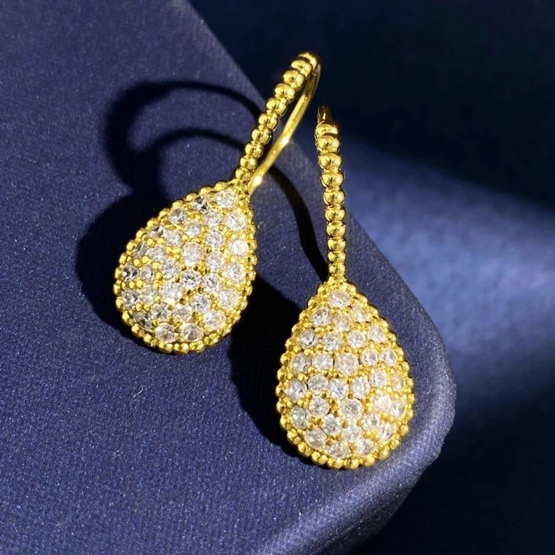 Brand-authenticated Chaumet Earrings