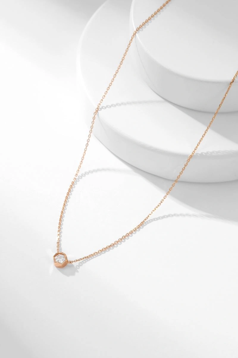 Top mirror Chaumet Necklaces