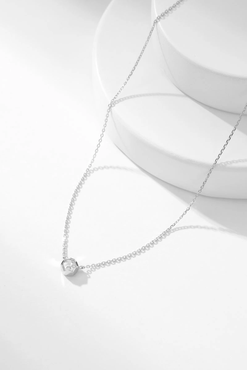 Top mirror Chaumet Necklaces