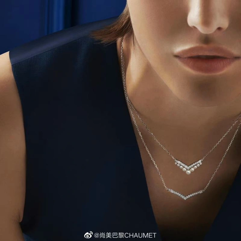 Indistinguishable Chaumet Necklaces