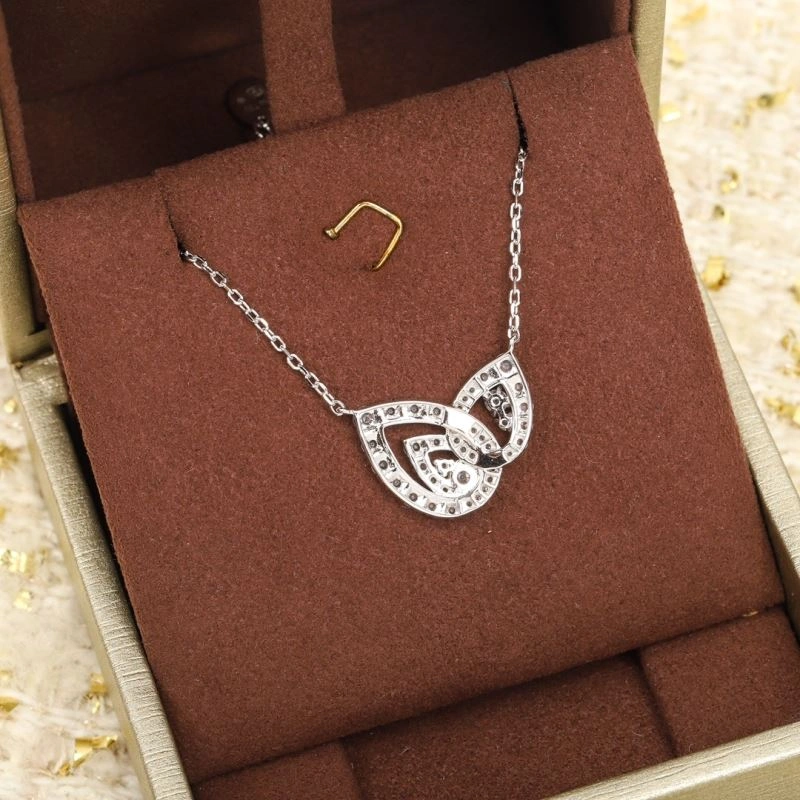 Legit Chaumet Necklaces