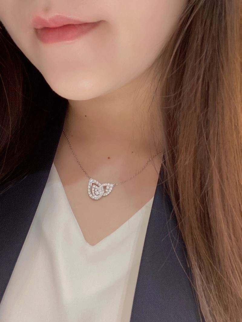 Legit Chaumet Necklaces