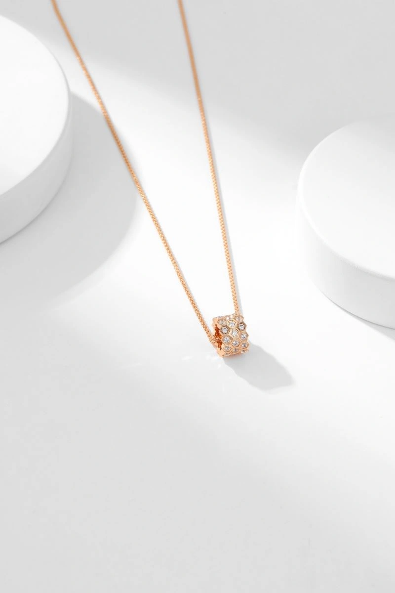 Bargain Chaumet Necklaces