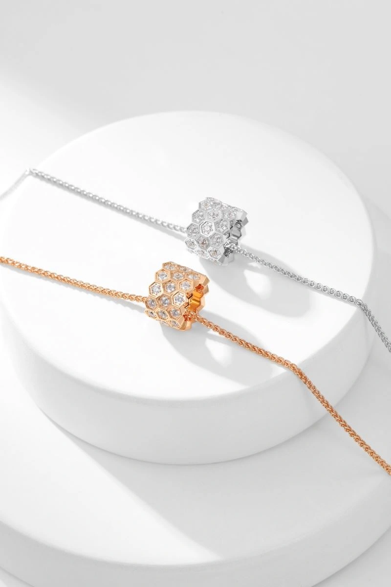 Bargain Chaumet Necklaces
