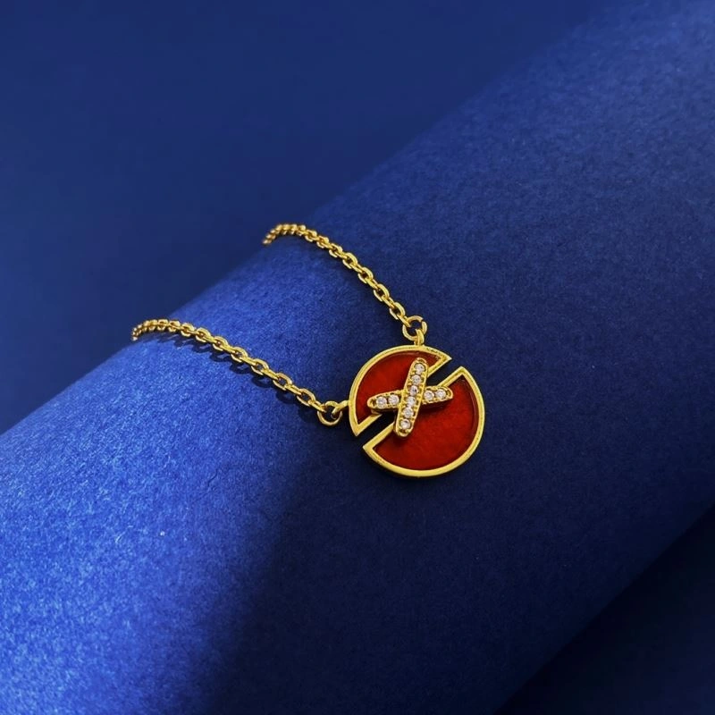 Exact replica Chaumet Necklaces