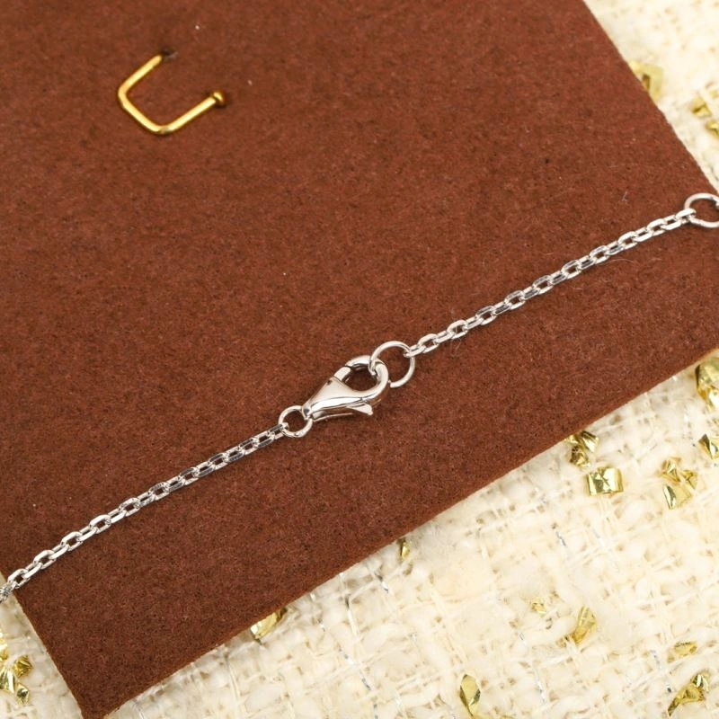 Cut-rate Chaumet Necklaces