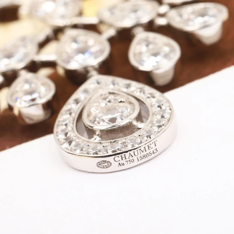 Cut-rate Chaumet Necklaces