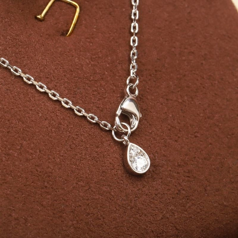 Cut-rate Chaumet Necklaces