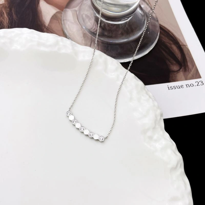 Brand-authenticated Chaumet Necklaces