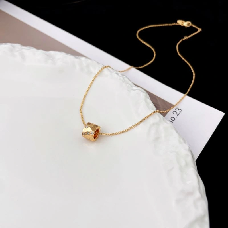Discounted Chaumet Necklaces