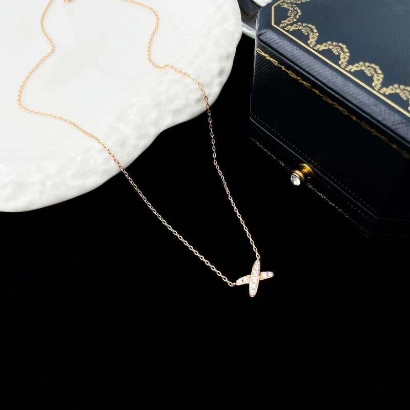 Bargain Chaumet Necklaces