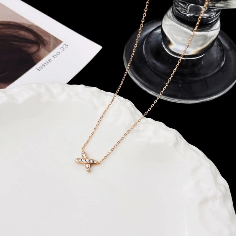Bargain Chaumet Necklaces