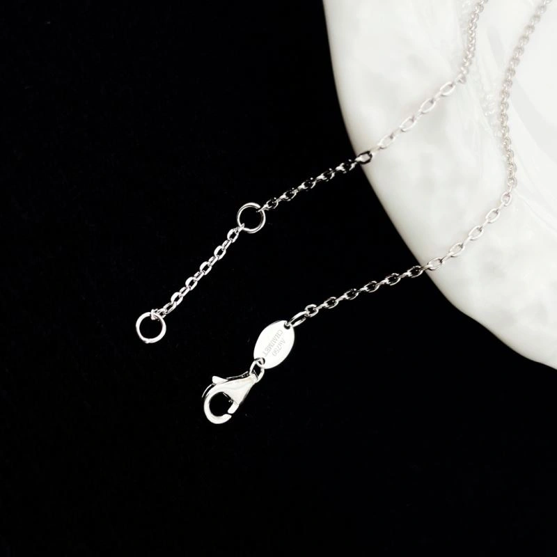 Bargain Chaumet Necklaces