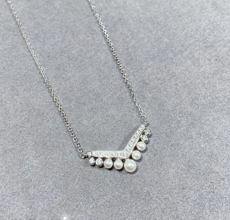 Legit Chaumet Necklaces