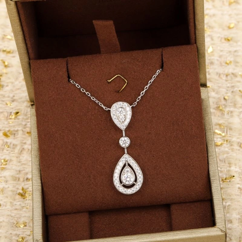 Budget-friendly Chaumet Necklaces